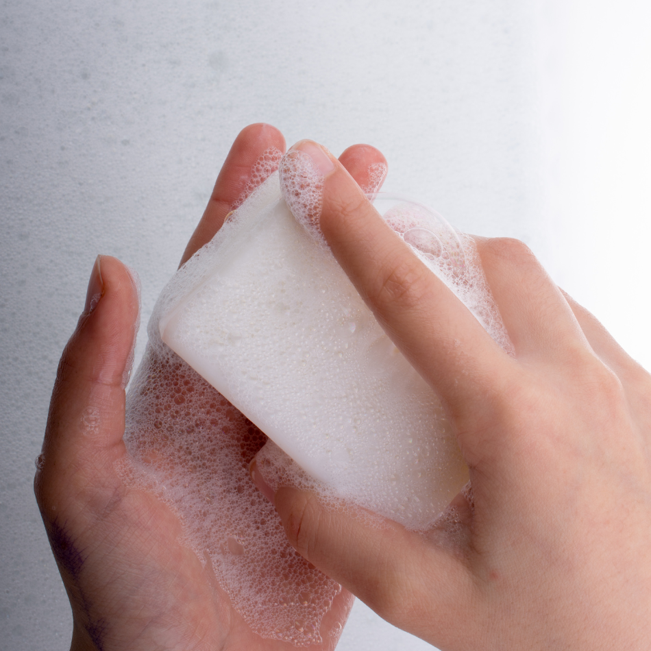 Hand Soaps And Sanitisers for personal hygiene | Daxter Lab